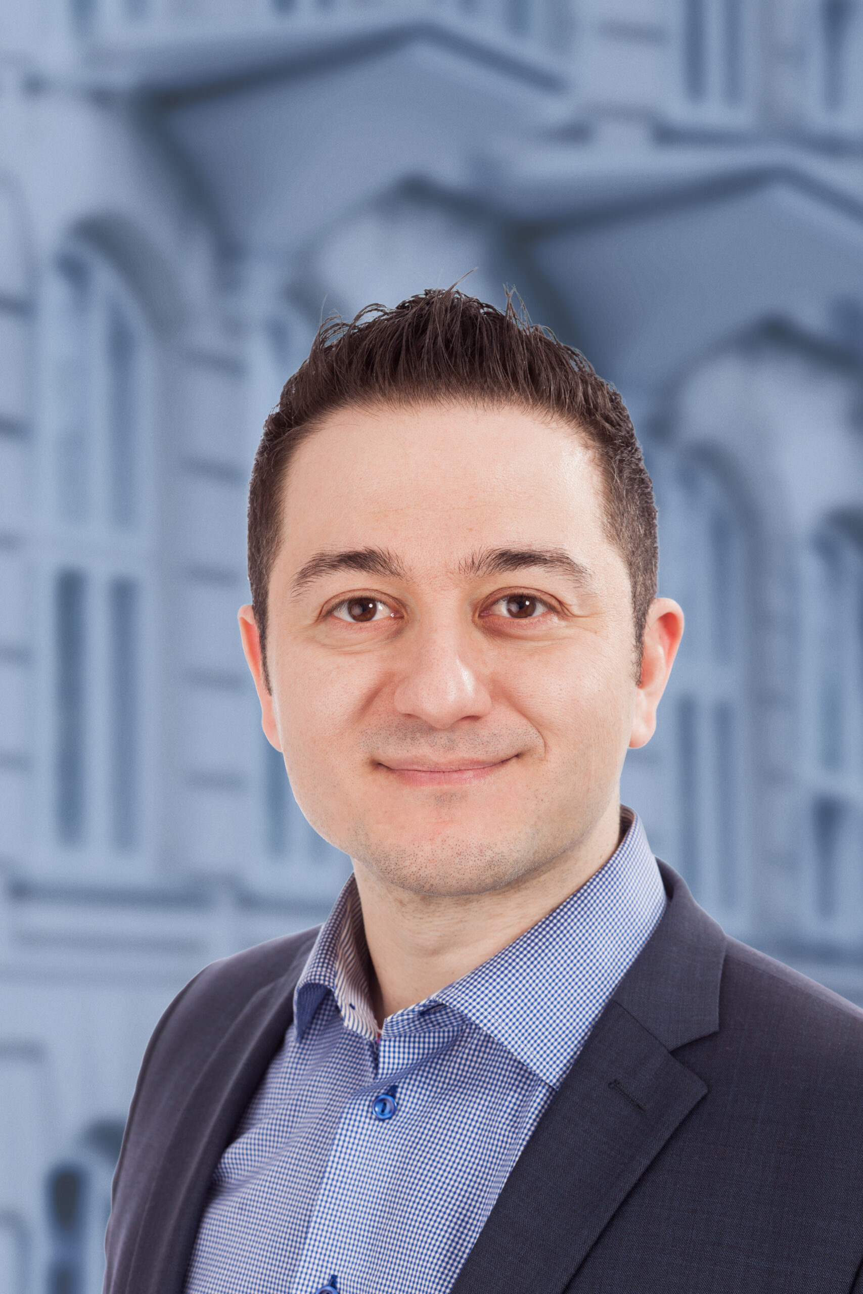 Musa Akin KV21 – Venstre i Solrød